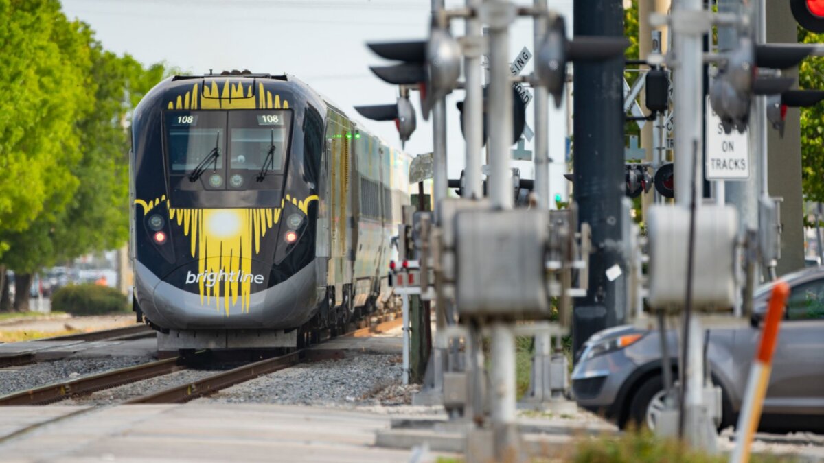 America’s Only Private High-Speed Rail Is Facing Bankruptcy and Has ...